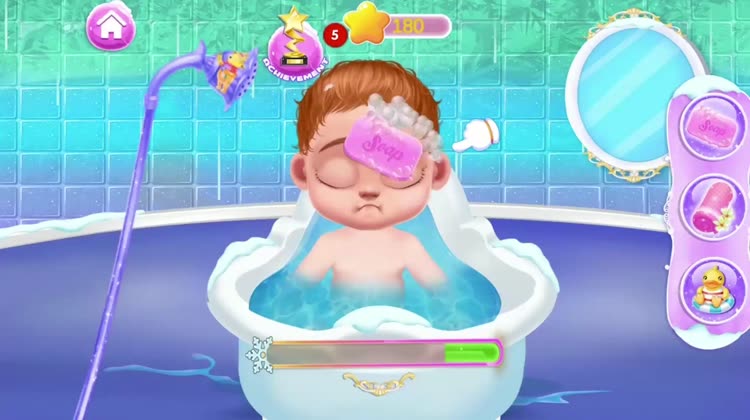 Ice Mommy & Baby Daycare Game by Laiha Tauseef