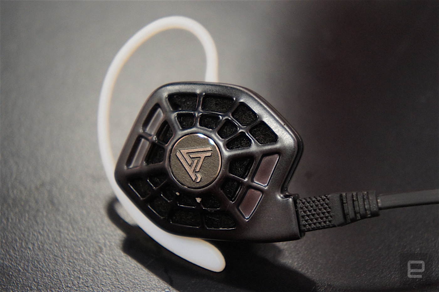Audeze In-Ear iSINE 10 Headphones Provide Beautiful Sounds